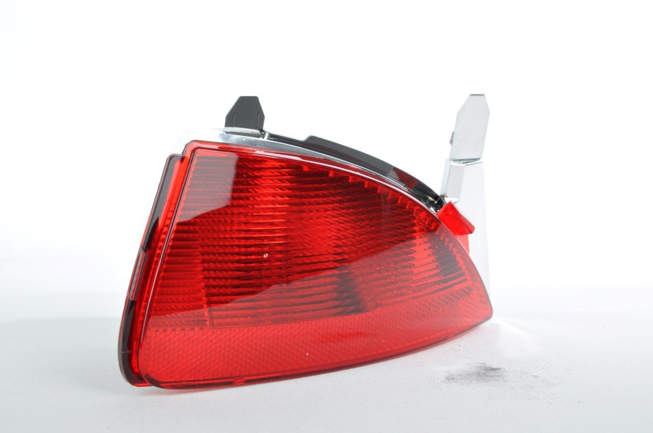 RENAULT ORJİNAL ARKA SAĞ SİS LAMBASI KADJAR 265801896R
